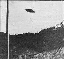 Dischi volanti oltre cortina